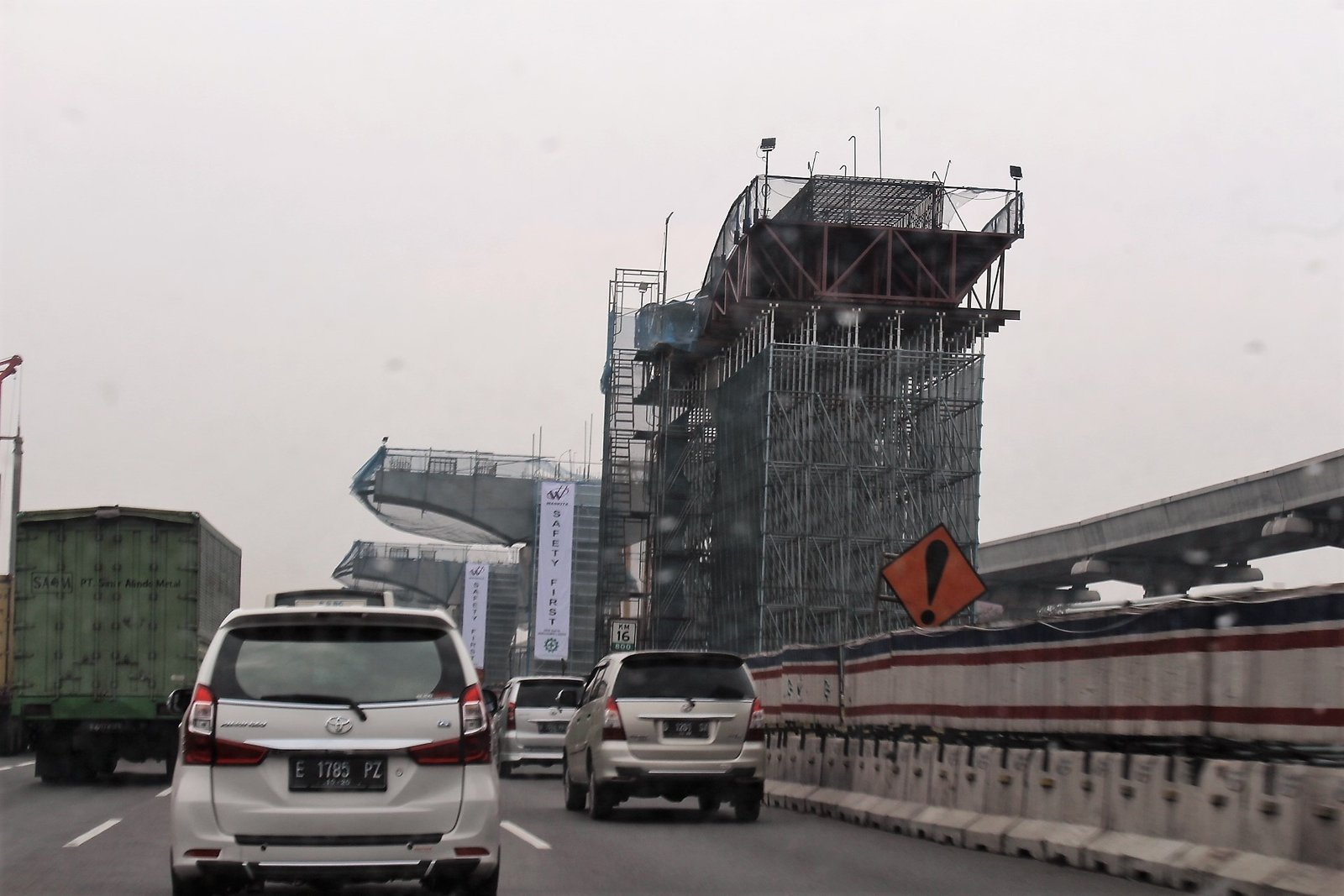 Strategi Jasa Marga Urai Kepadatan di Jalan Tol Jakarta-Cikampek ... Strategi Jasa Marga Urai Kepadatan di Jalan Tol Jakarta-Cikampek ...