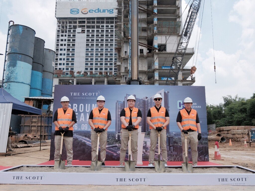 Triniti Land Gelar Ground Breaking Fase Terakhir Collins Boulevard ...